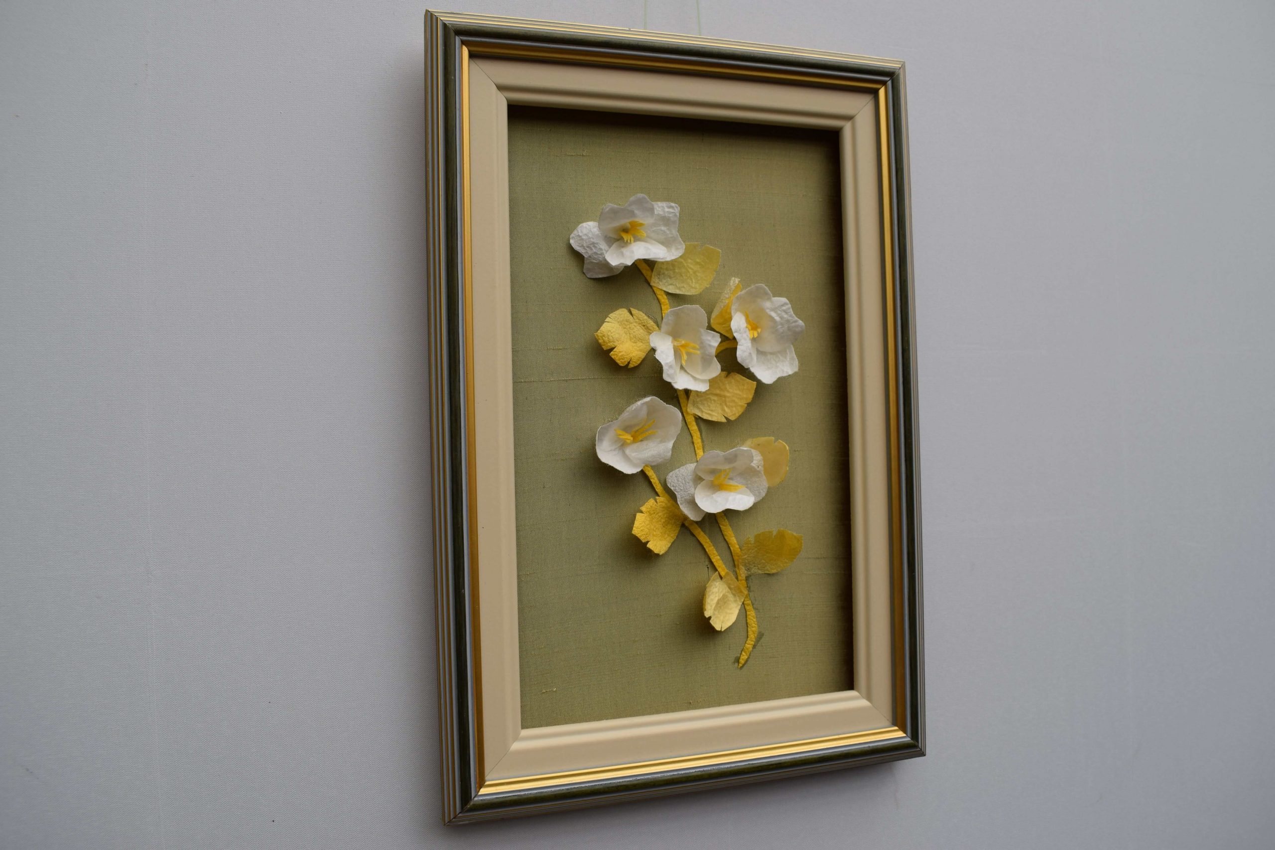 Decorative frame with silk cocoons - Ancientgreekscarves.com