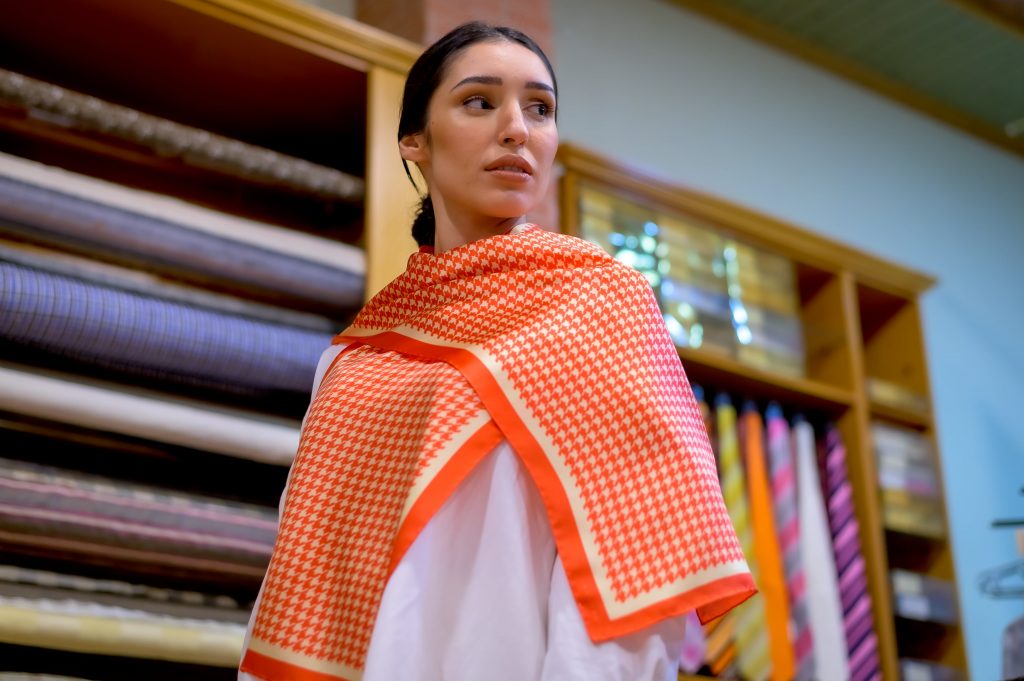 Red silk scarf with details - Ancientgreekscarves.com